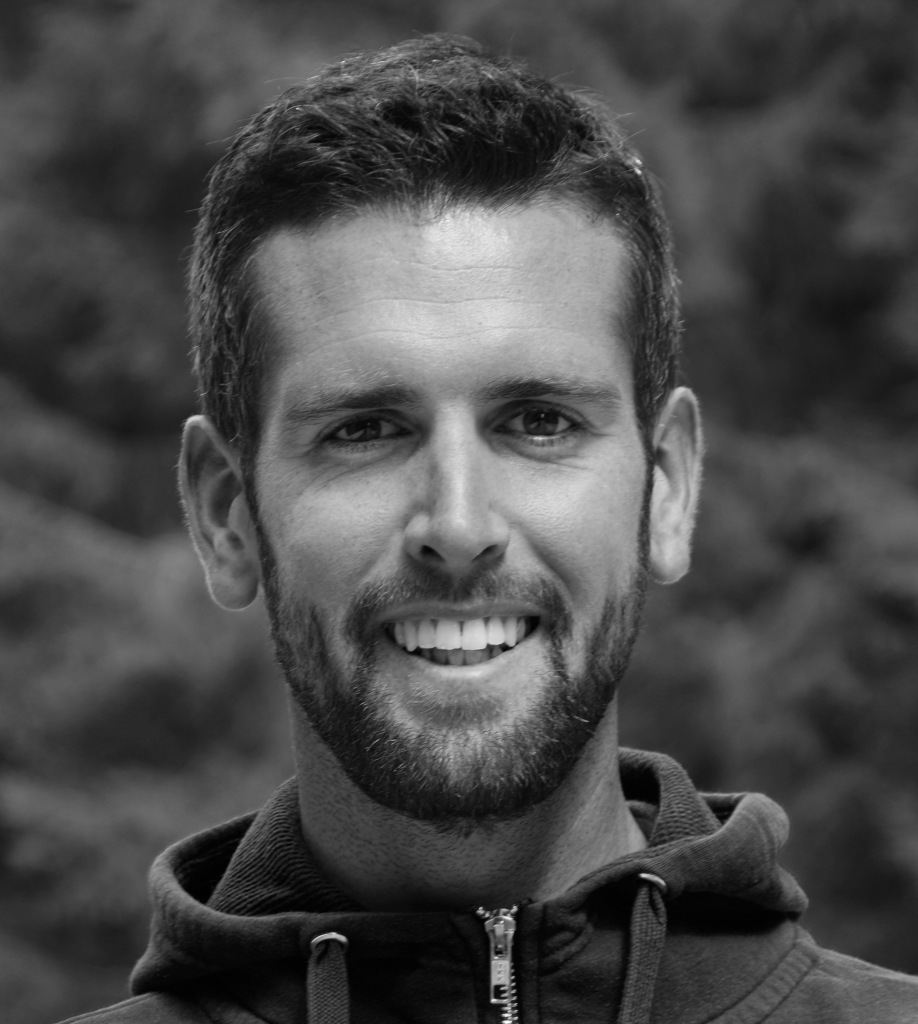 Nathan Paulin, in balance… - Cluses Arve & mountains